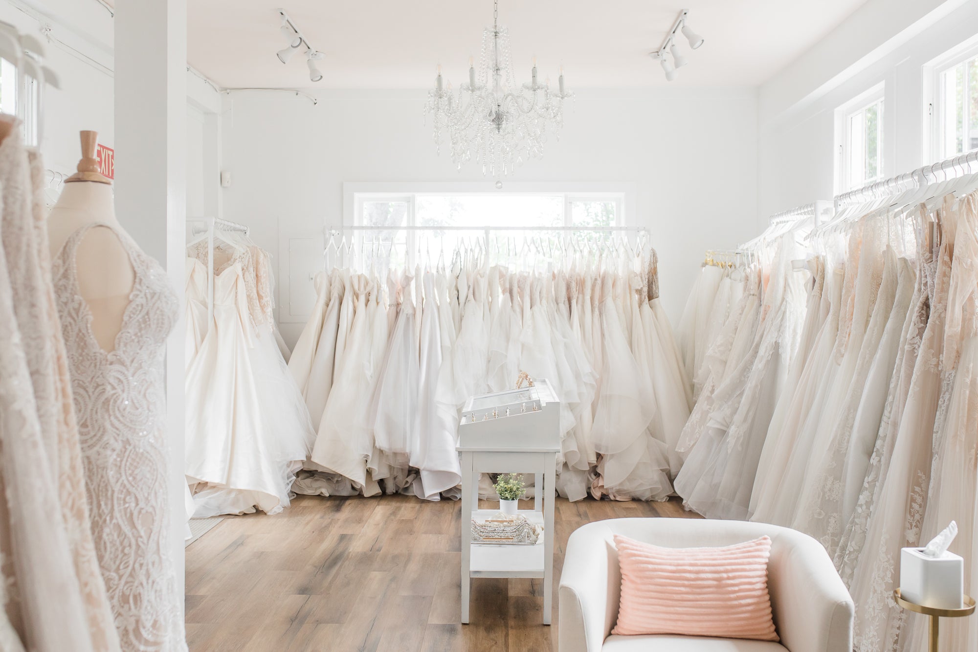 The Sample Shoppe by The White Magnolia